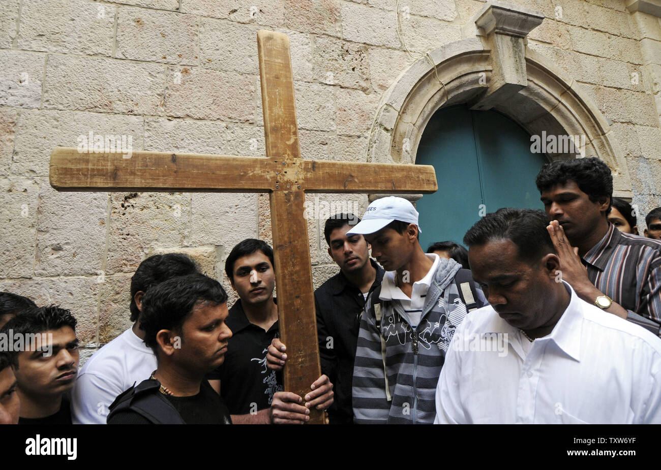 Path to golgotha hi-res stock photography and images - Alamy