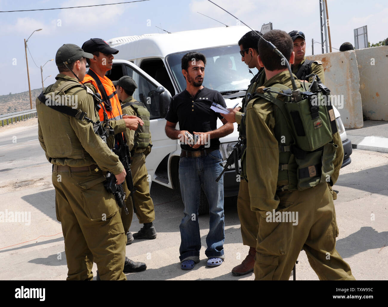 Israeli soldiers 1980s hi-res stock photography and images - Alamy