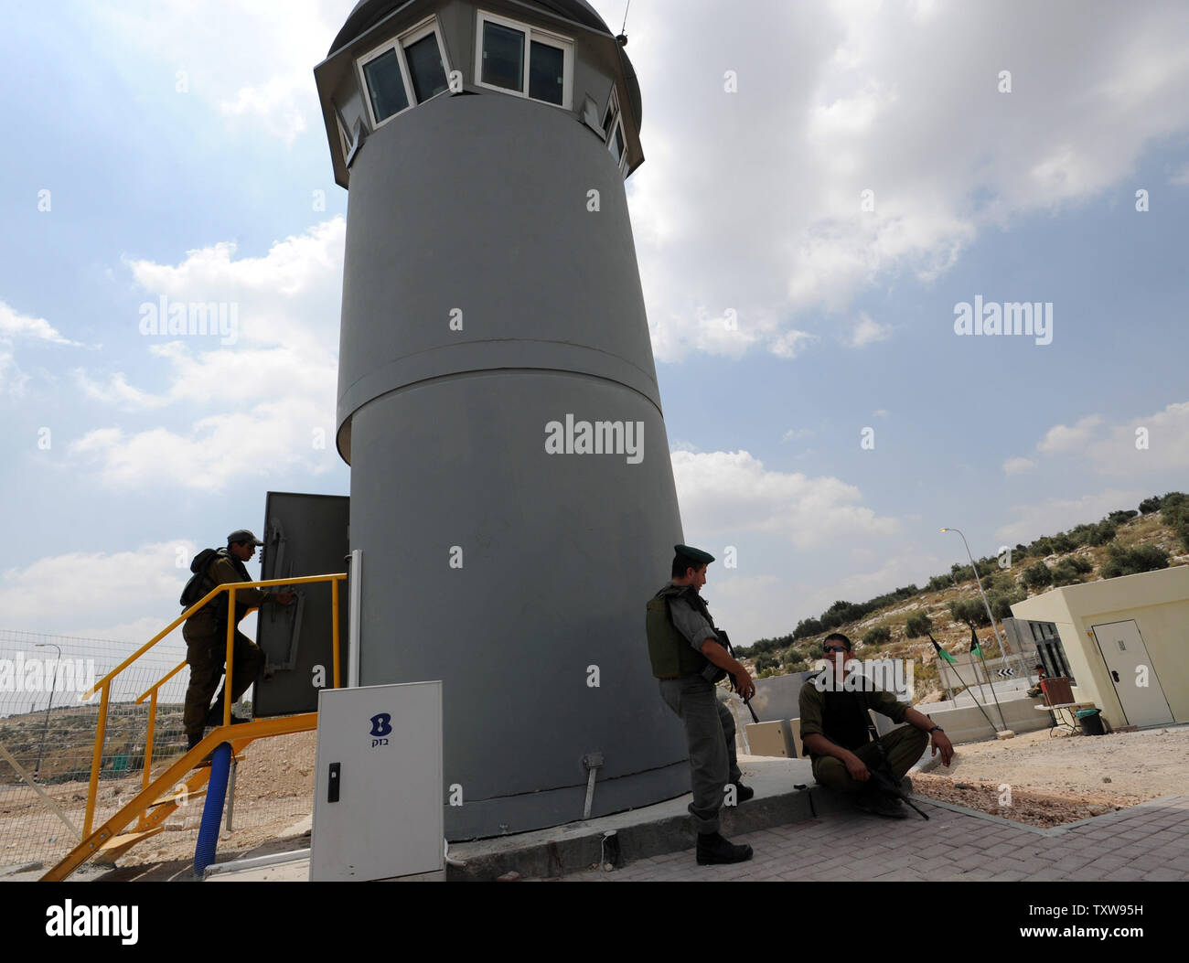 Israeli soldiers 1980s hi-res stock photography and images - Alamy