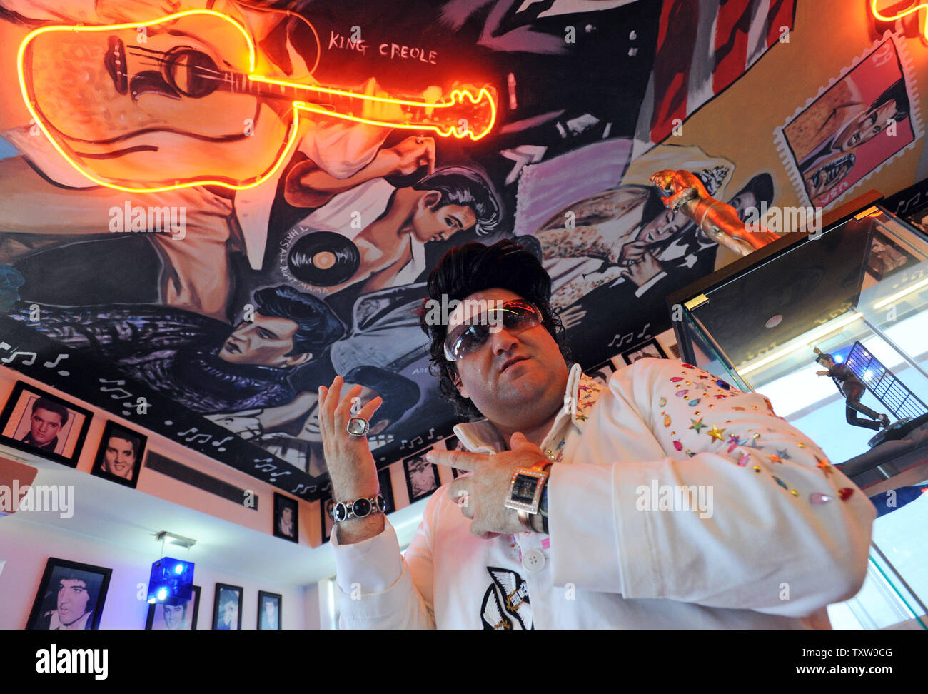 Israeli Elvis impersonator Yonathan Avidan, 38, performs at the Elvis ...