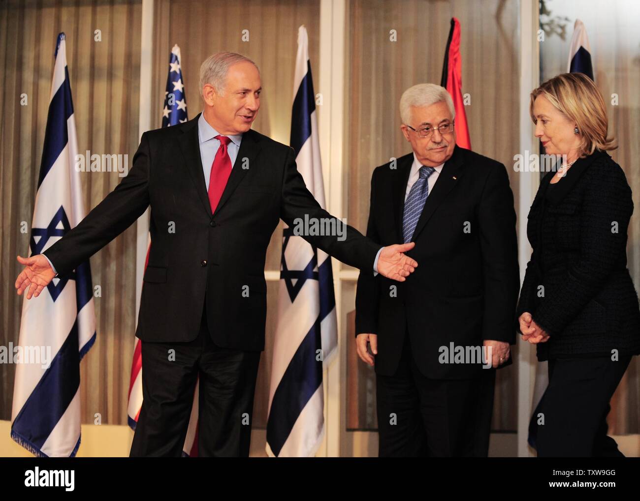 Mahmoud abbas and benjamin netanyahu hi-res stock photography and ...