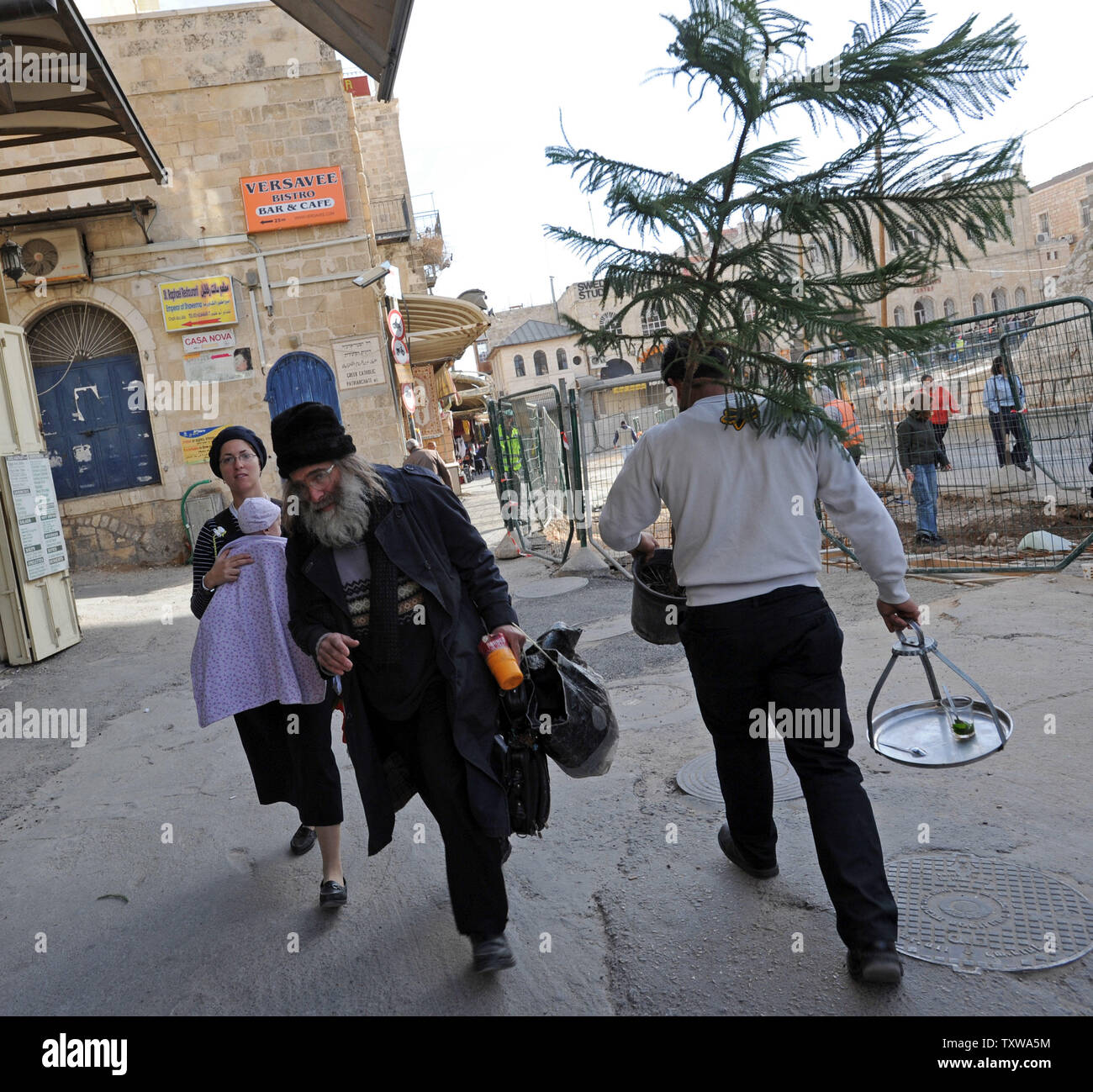 Inside the jaffa gate hi-res stock photography and images - Alamy