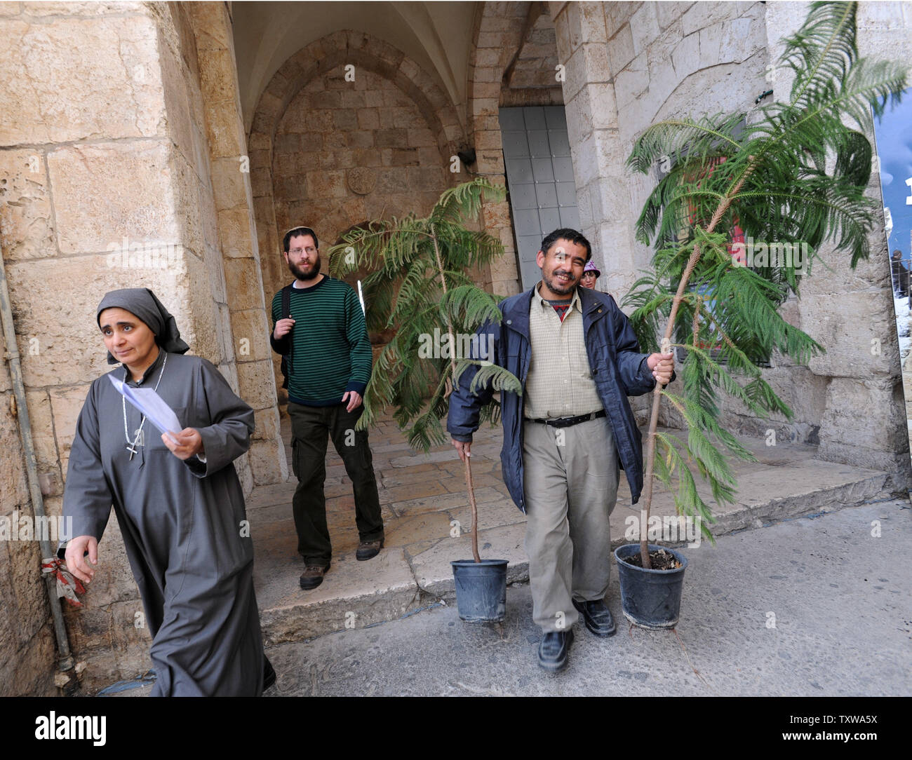 Inside the jaffa gate hi-res stock photography and images - Alamy