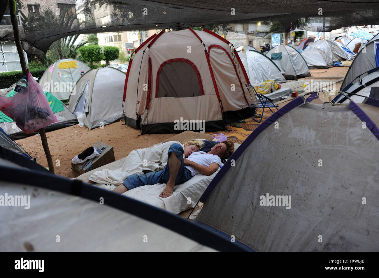 Jewish tent hi-res stock photography and images - Alamy