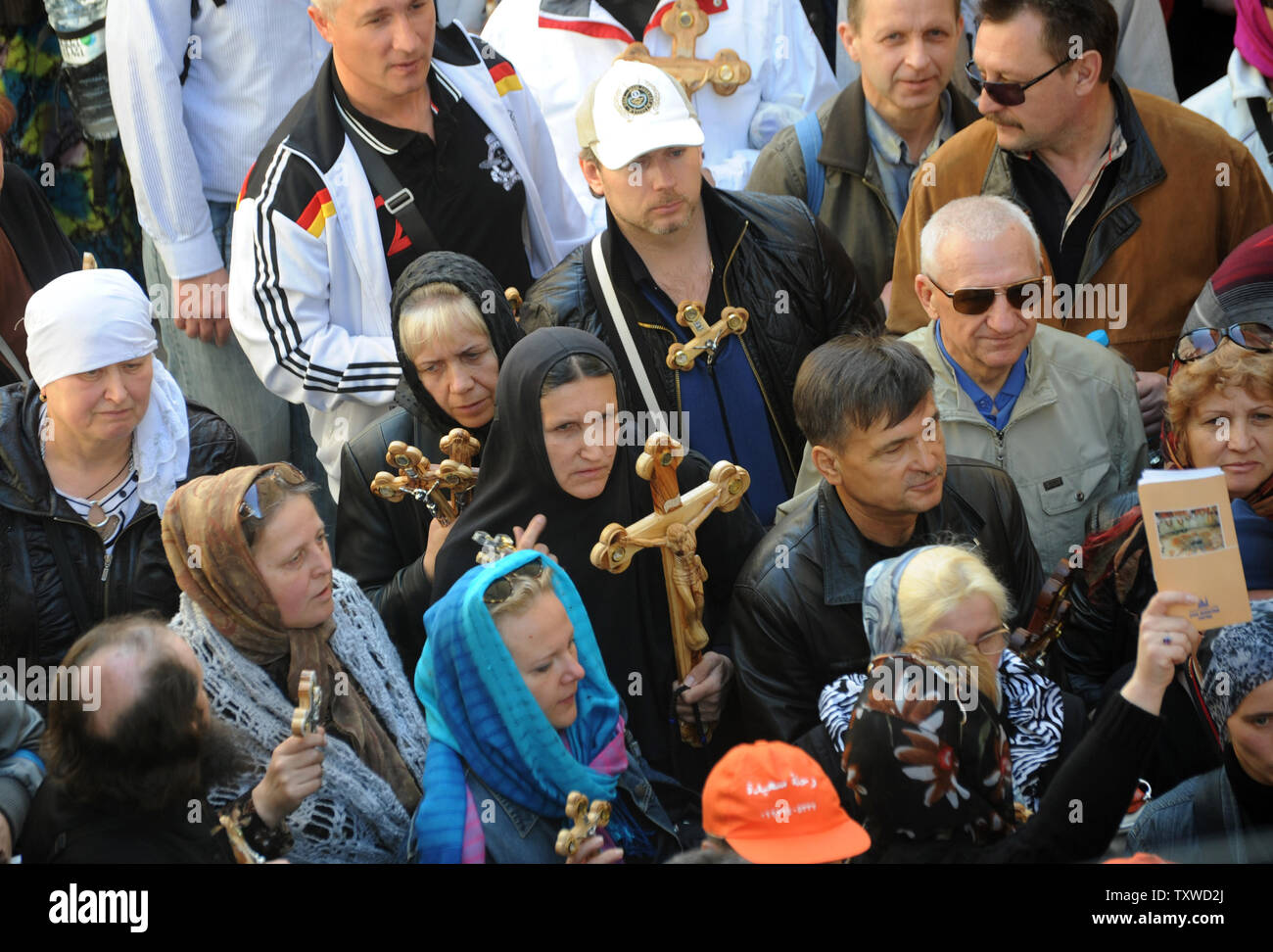 Orthodox Christian pilgrims crosses on the Via Dolorosa, "The Way of ...