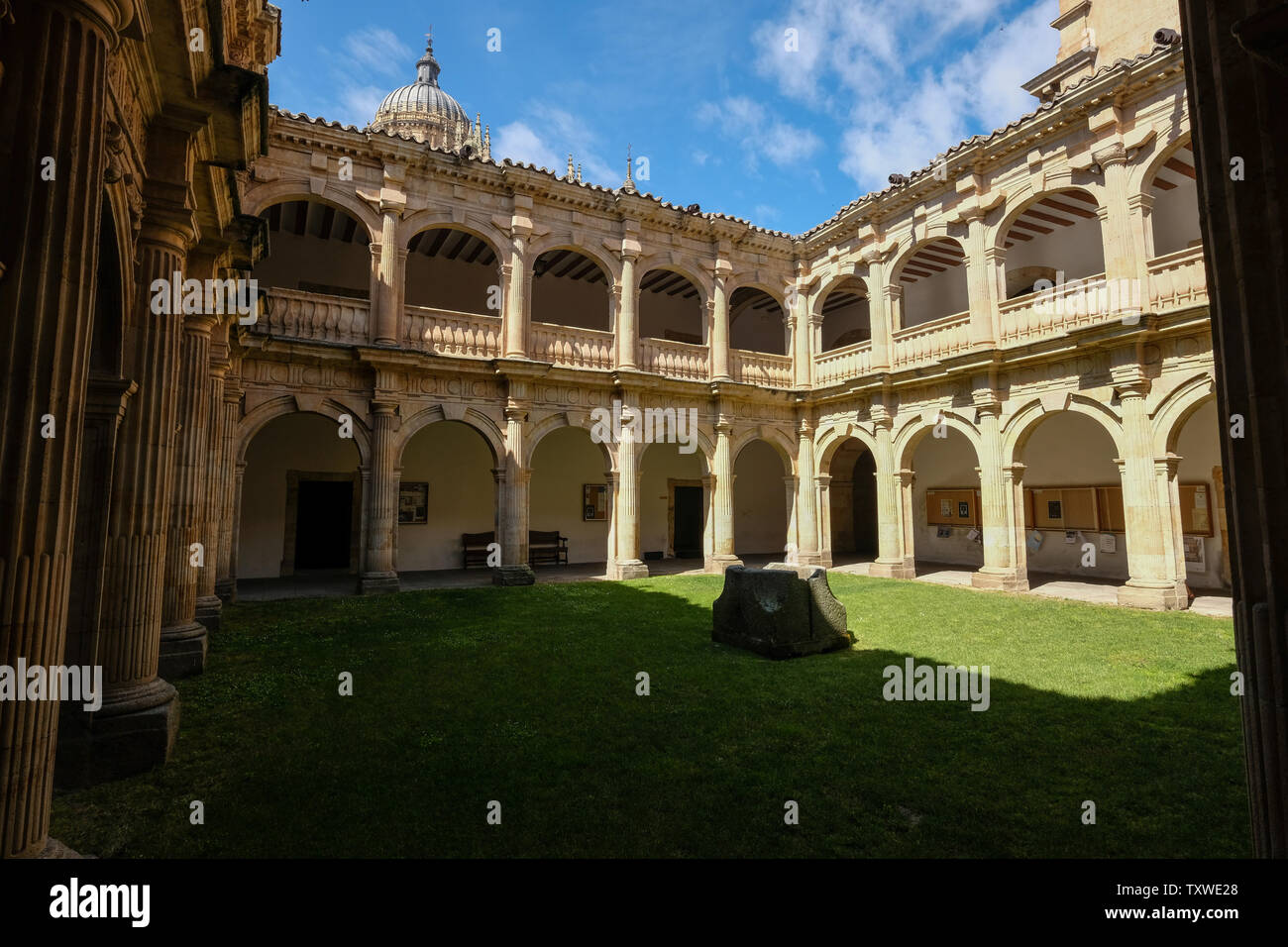 Palacio de anaya hi-res stock photography and images - Alamy