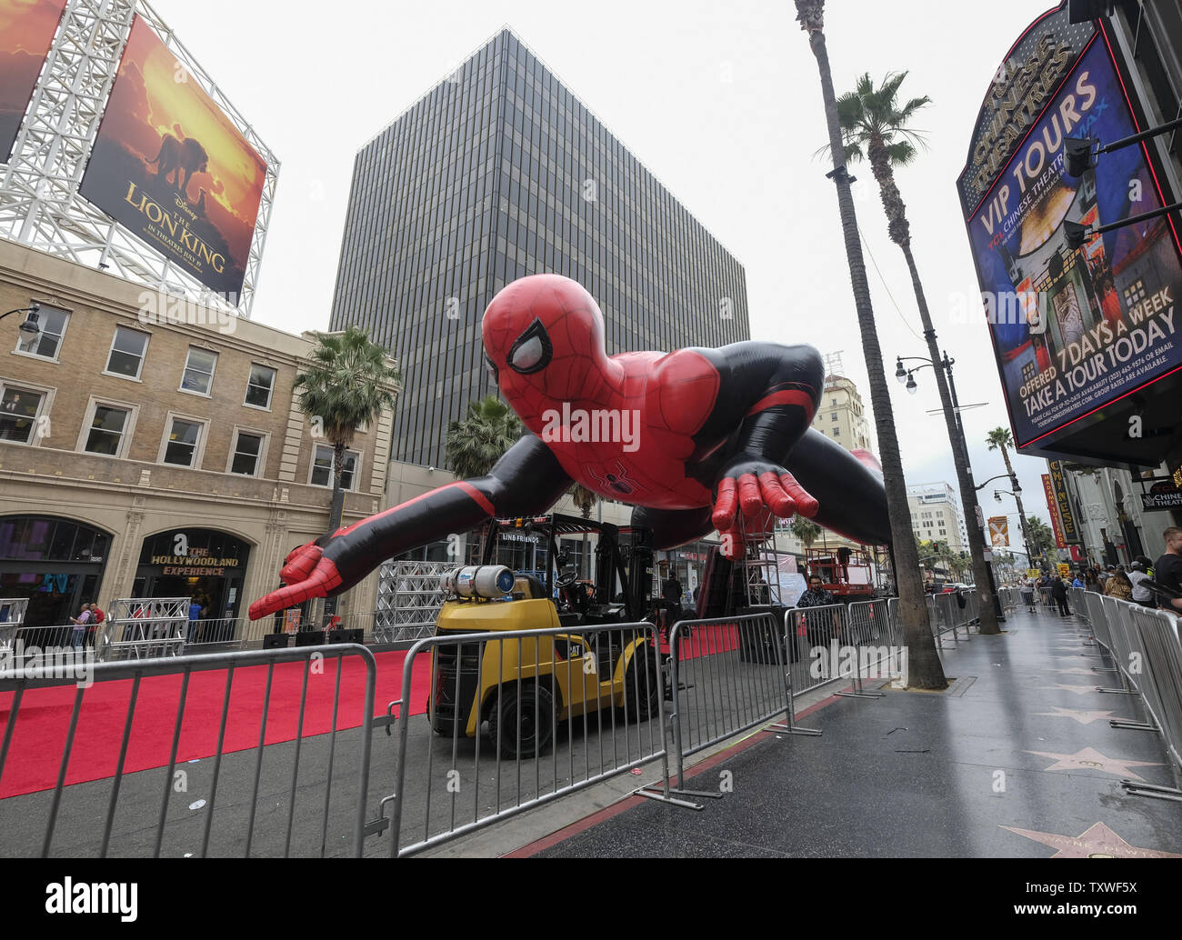 Los Angeles, California, USA. 25th June, 2019. A giant Spider-Man ...
