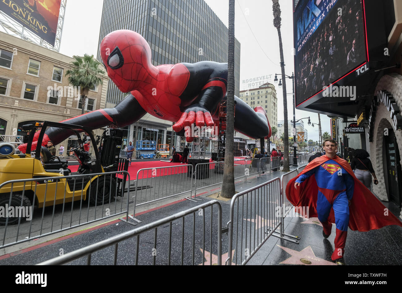 Spider man hi-res stock photography and images - Alamy