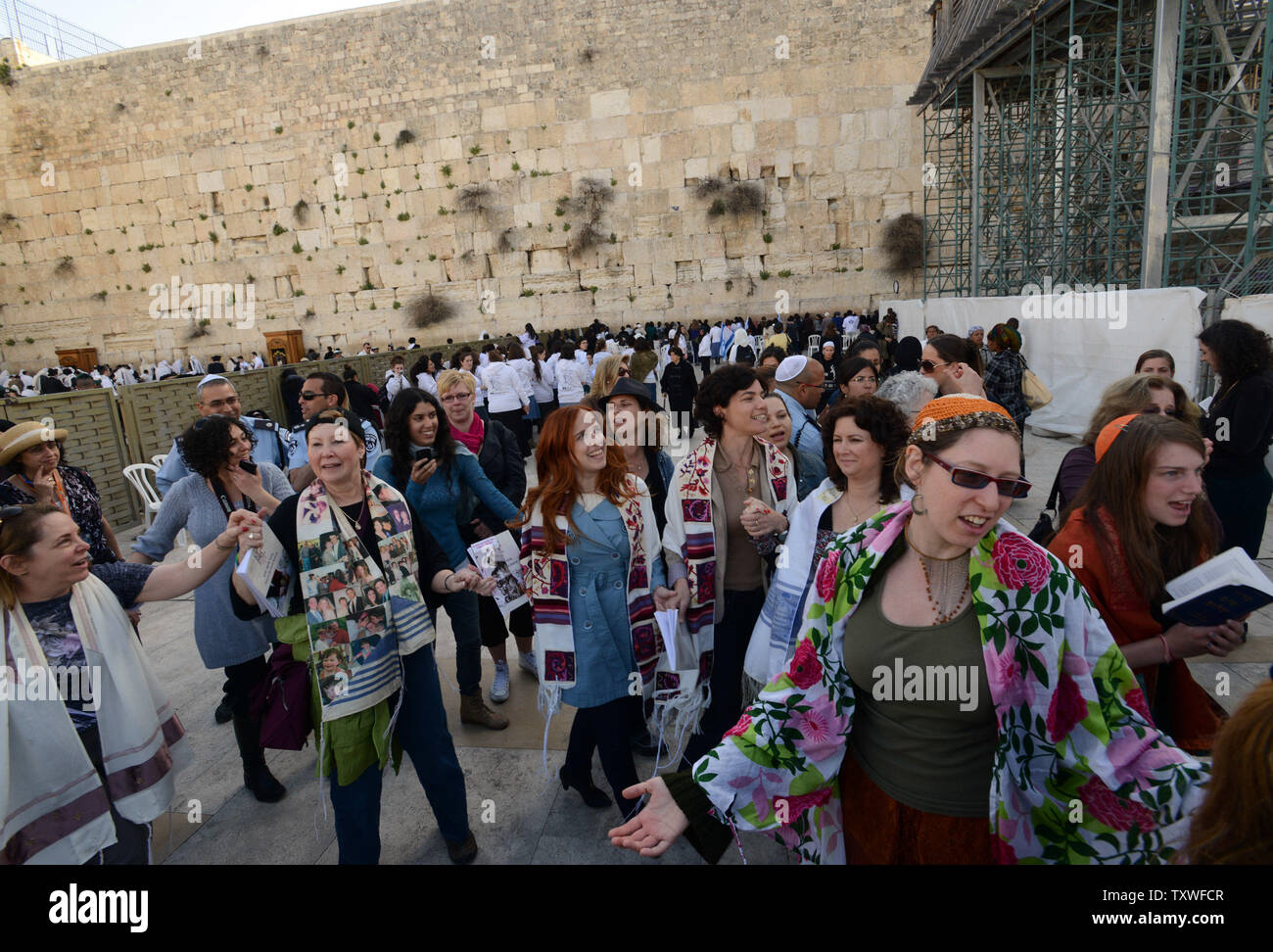 Rosh hodesh hi-res stock photography and images - Alamy