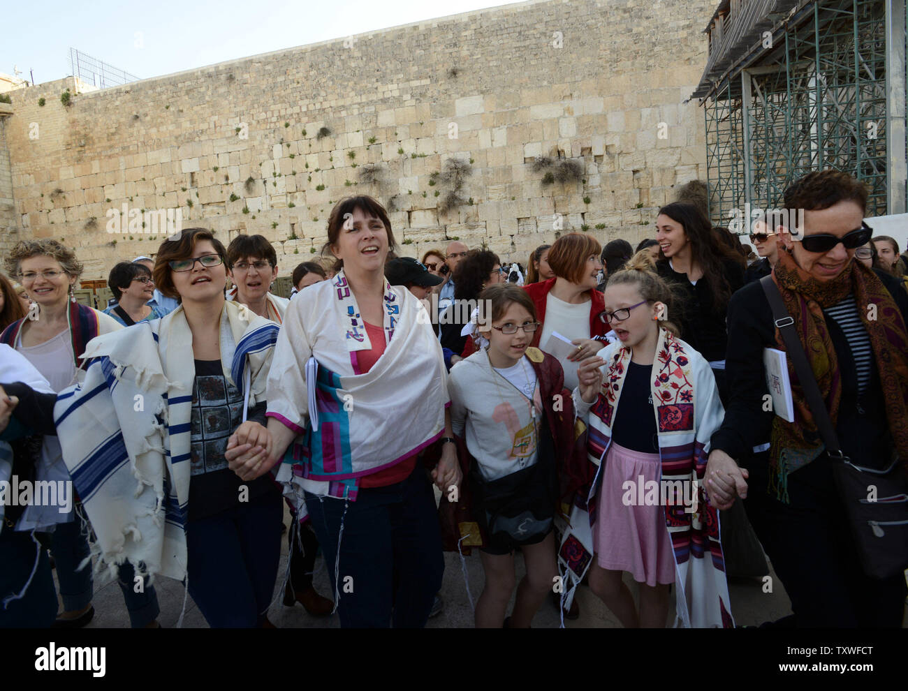 Rosh hodesh hi-res stock photography and images - Alamy