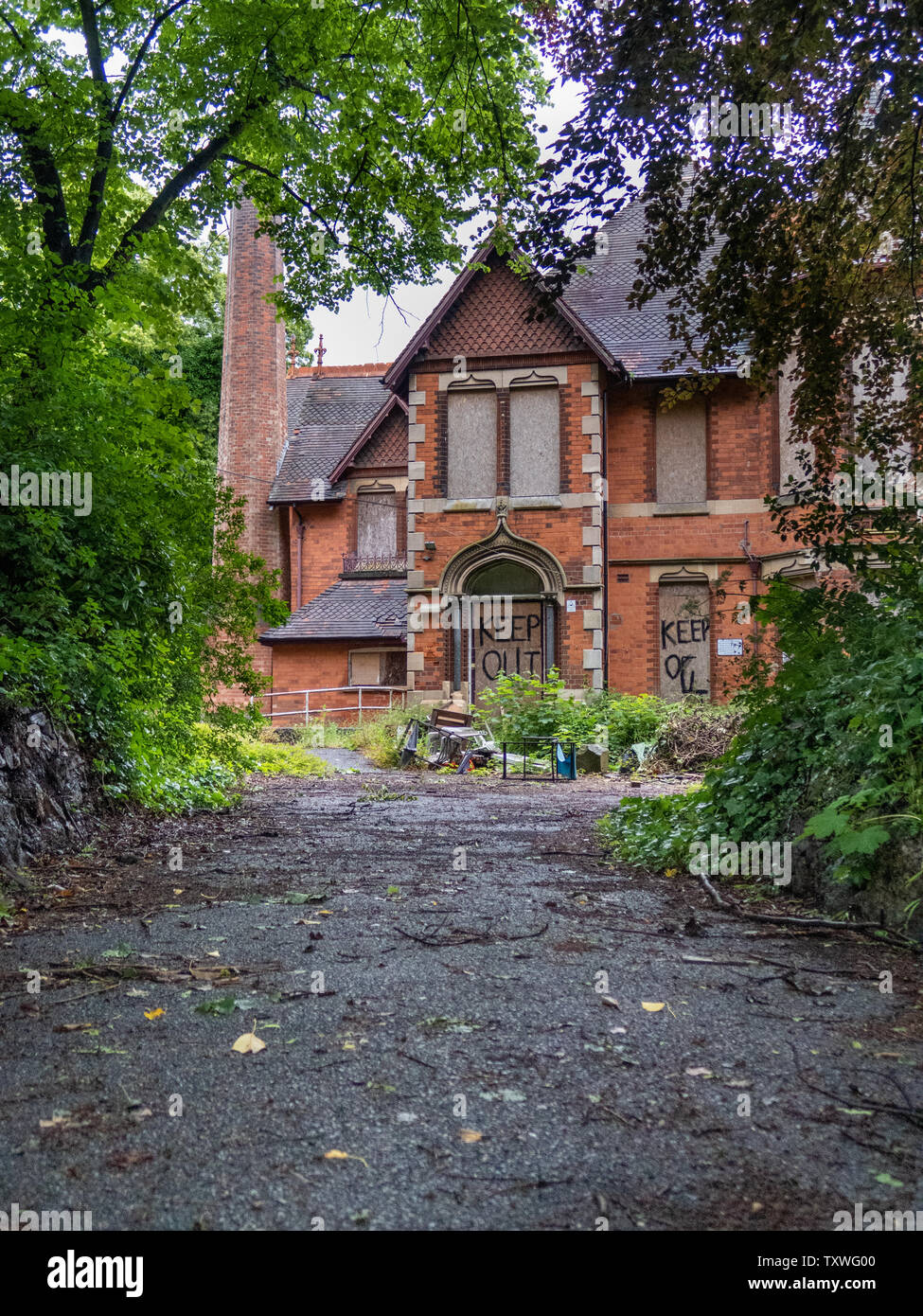 derelict house, residence, boarded up empty, vandalised, haunted ...