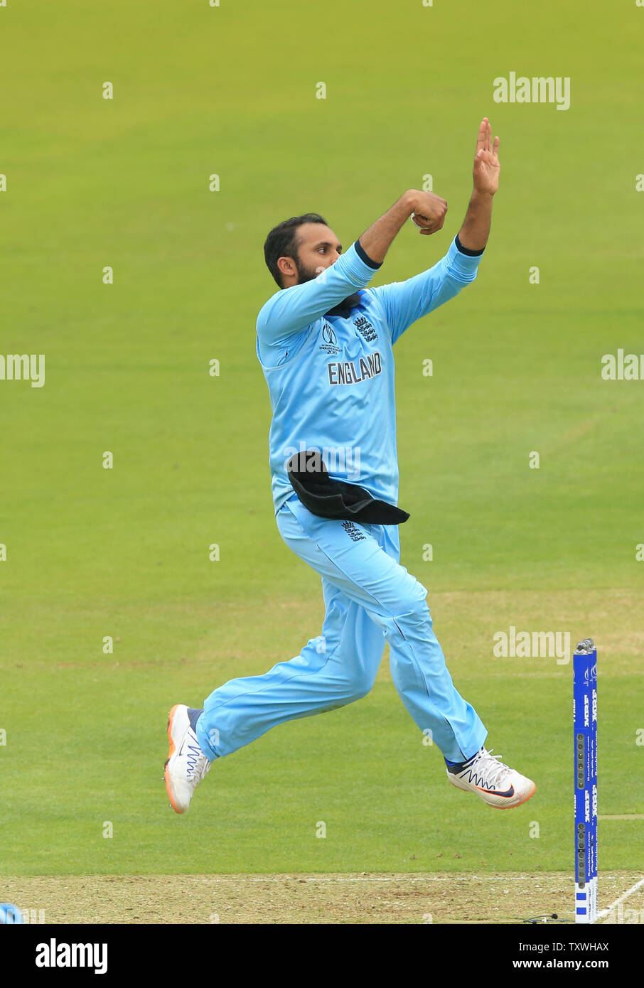 London, UK. 25th June 2019. Adil Rashid of England bowling during the ...