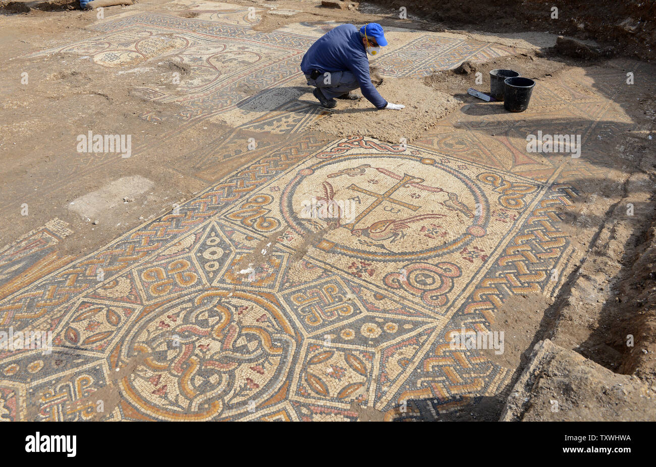 Alpha omega symbol church hi-res stock photography and images - Alamy