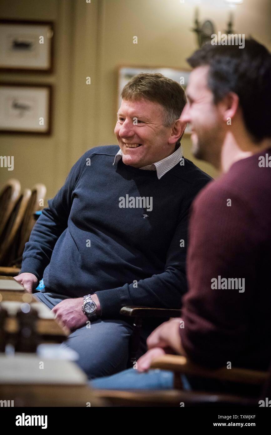 Jim telfer former scottish rugby union coach hi-res stock photography ...