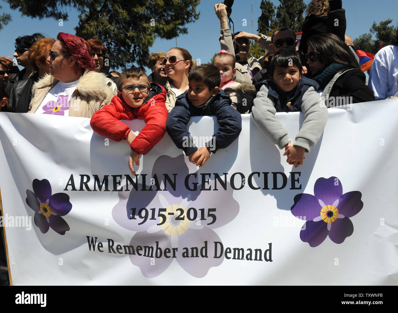 Armenians protest on the 100th anniversary of the Armenian massacre by ...