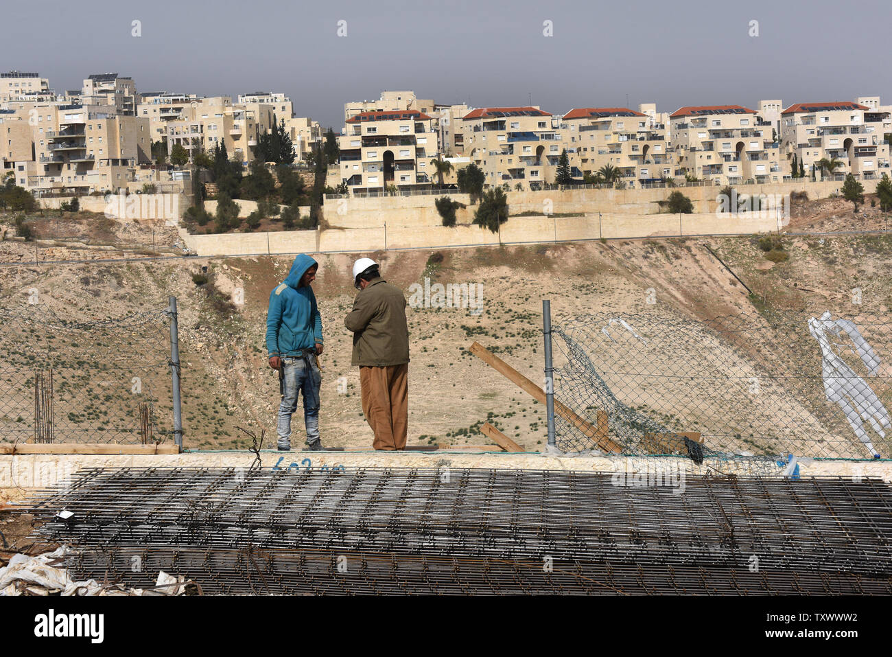 8 building materials hi-res stock photography and images - Alamy