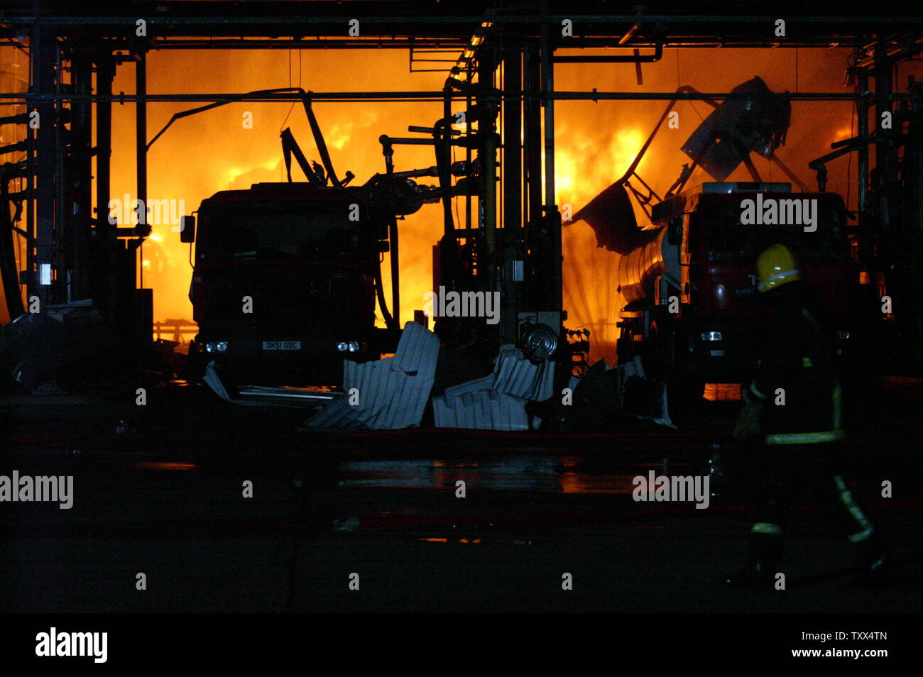 Monitor damage hi-res stock photography and images - Alamy