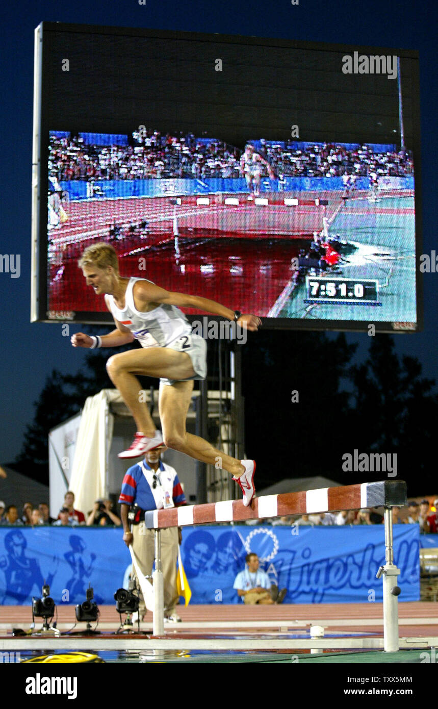 3000 meter steeplechase hi-res stock photography and images - Alamy