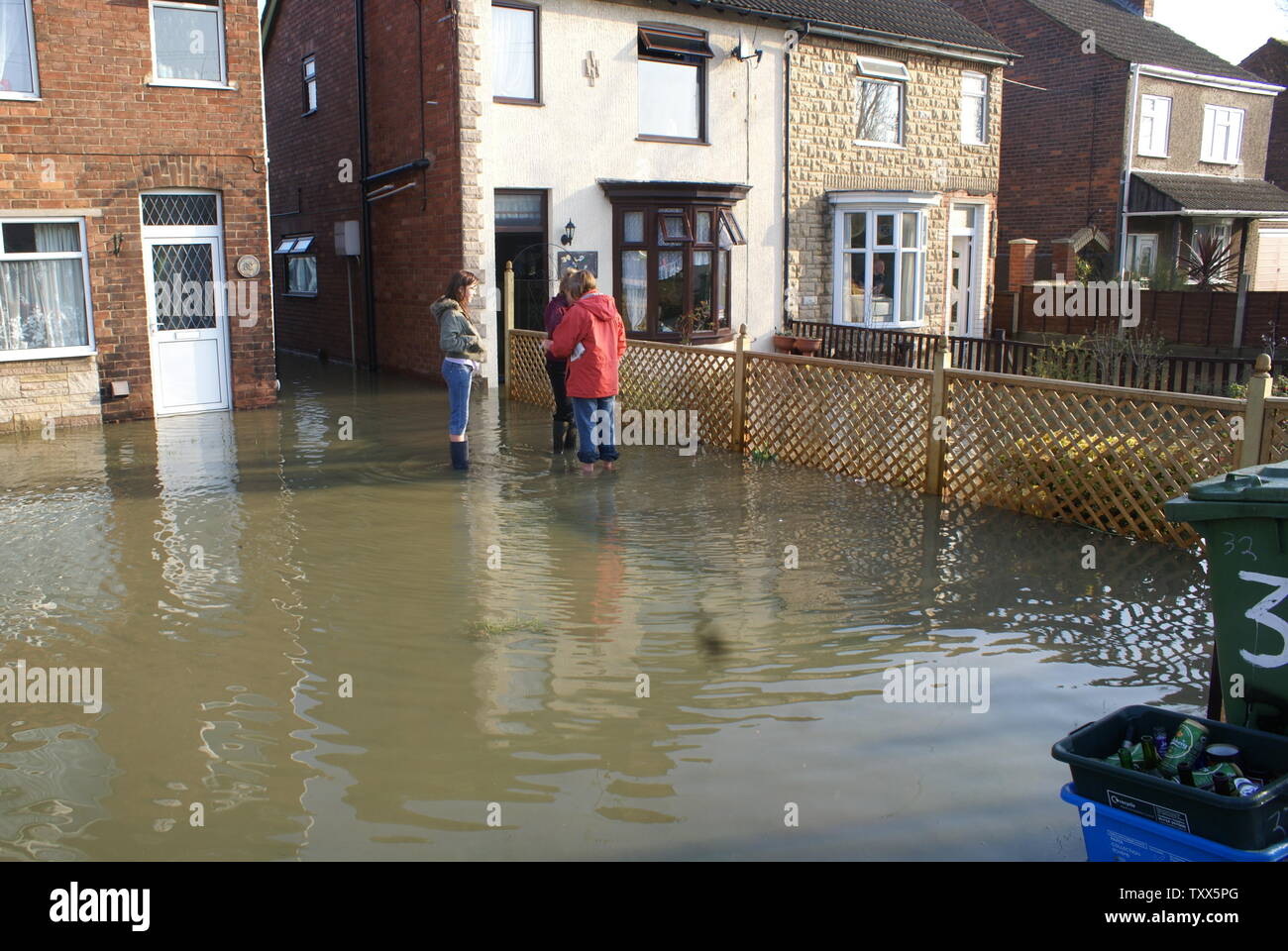 Flooded houses hi-res stock photography and images - Alamy