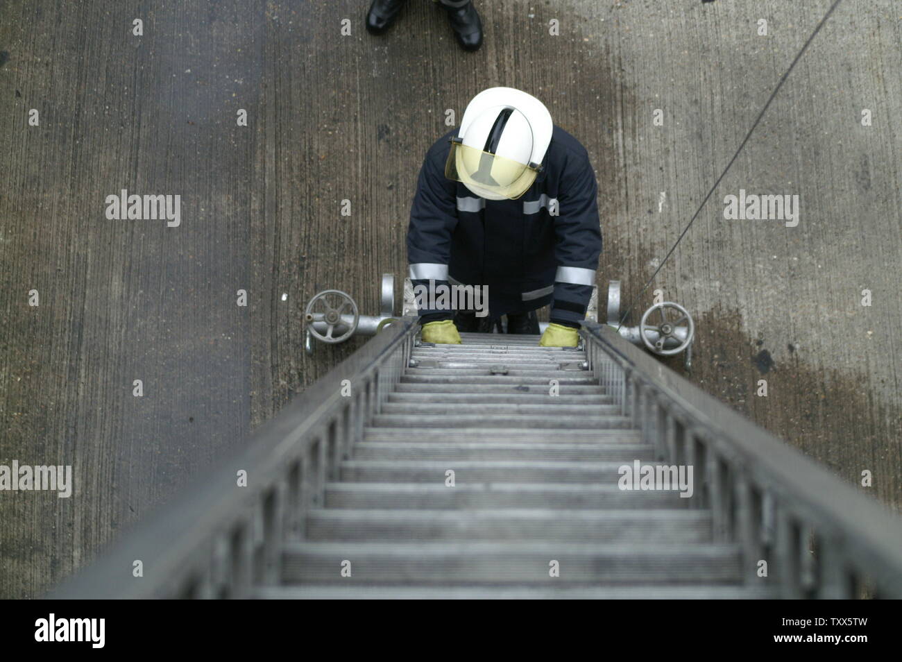fire fighter at work Stock Photo - Alamy