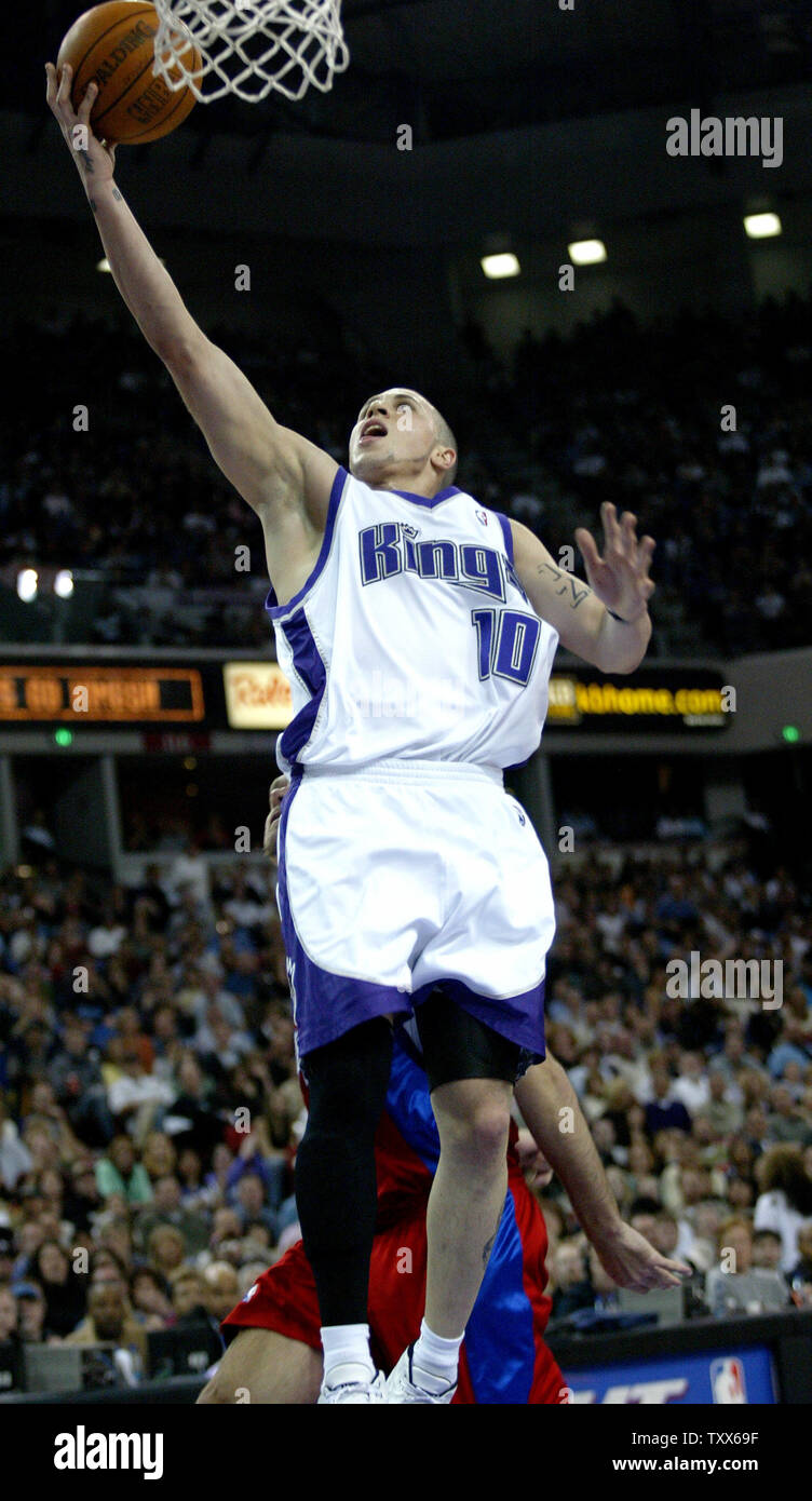 Mike bibby kings hi-res stock photography and images - Alamy