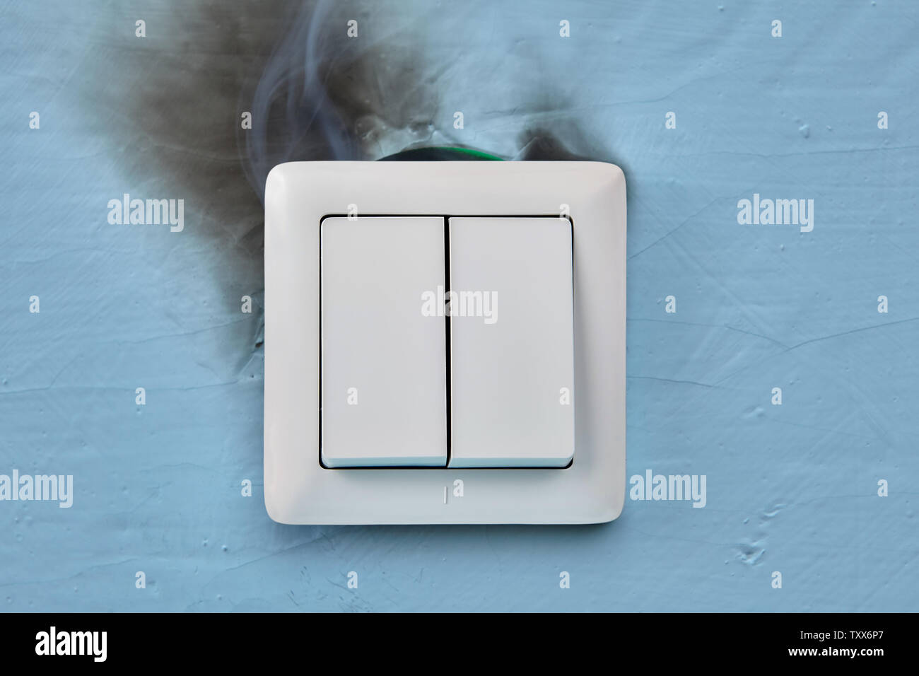 Electrical hazards wire hi-res stock photography and images - Alamy