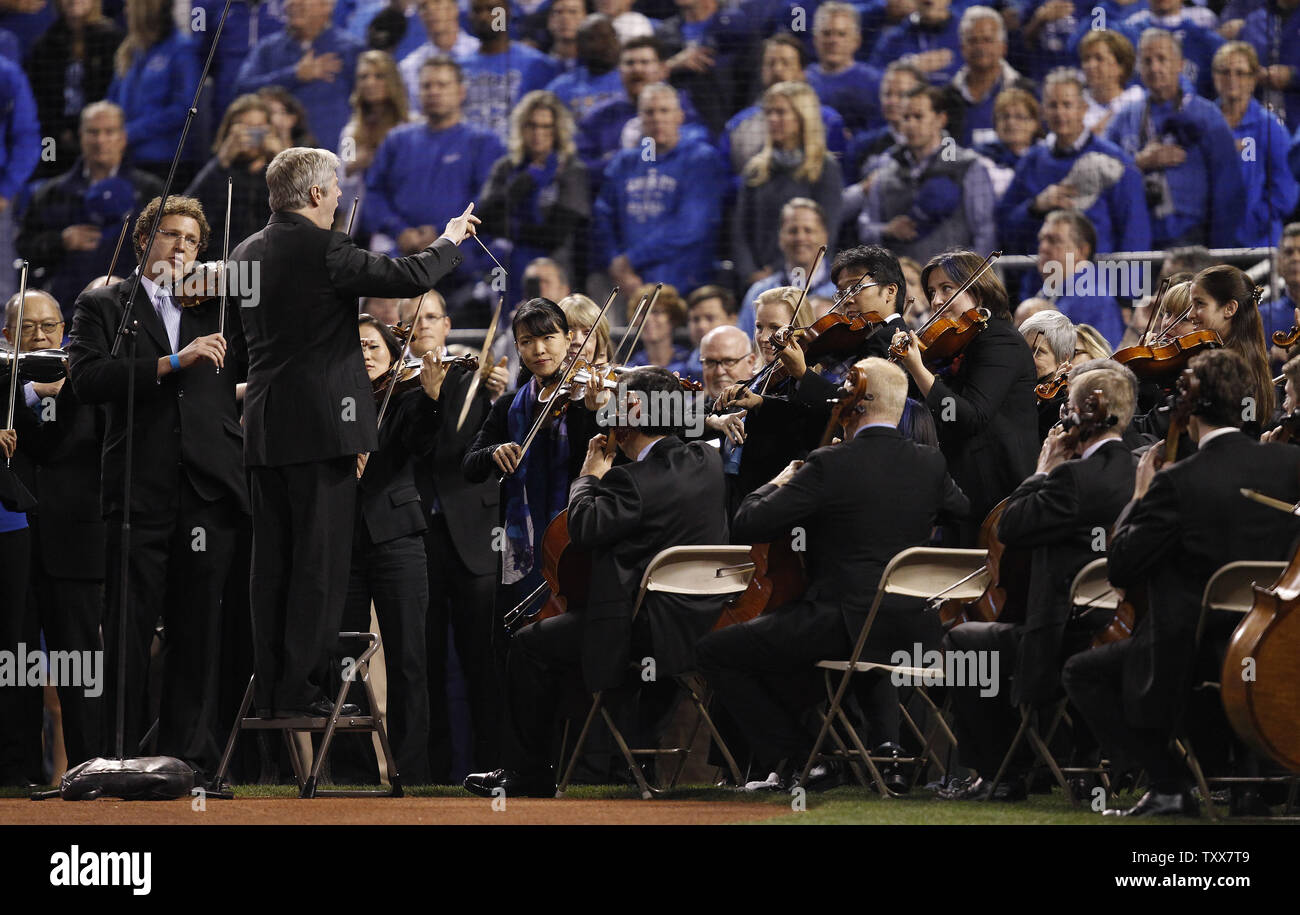 San francisco symphony orchestra hi-res stock photography and images ...