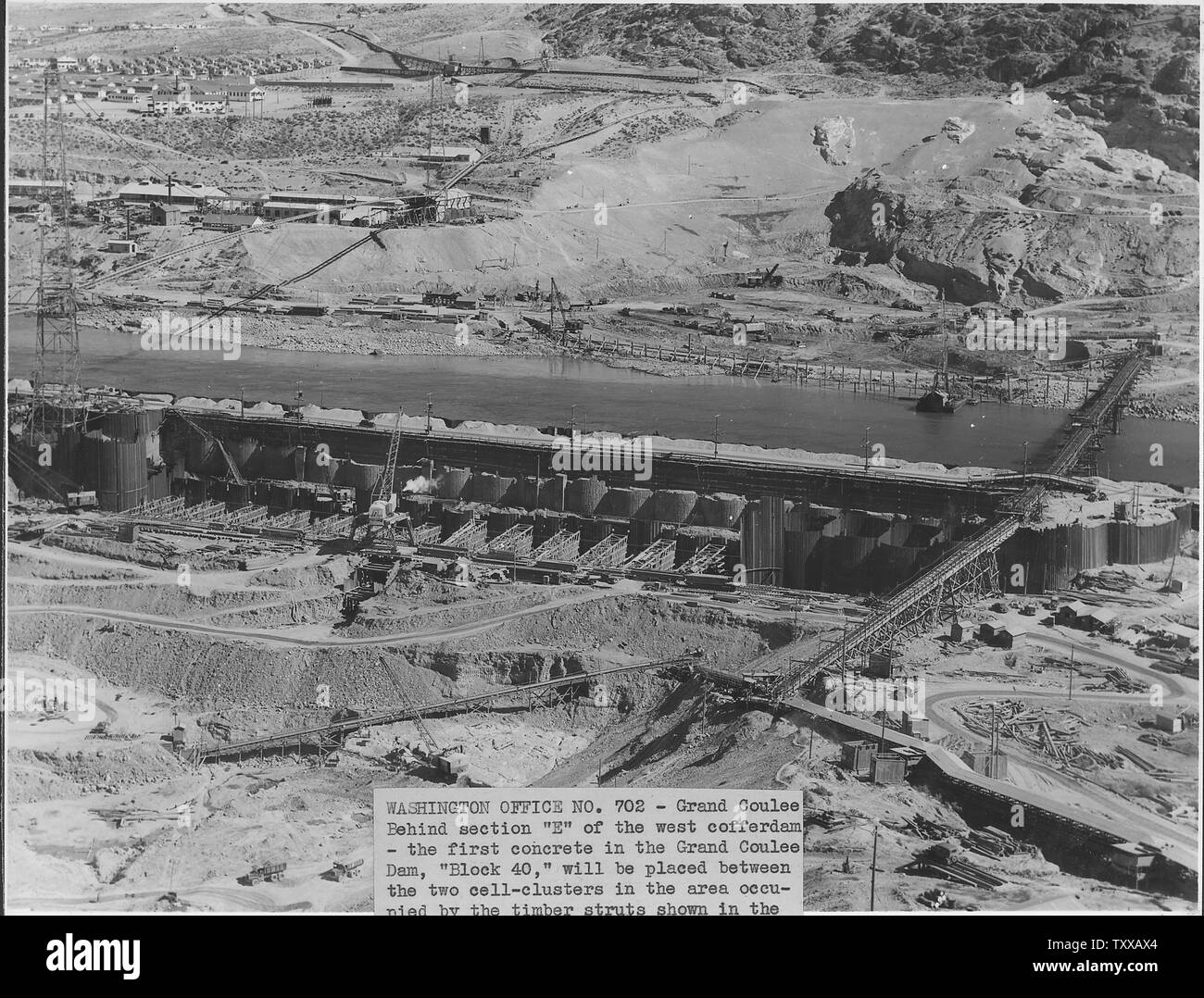 Behind section 'E' of the west cofferdam - the first concrete in the ...