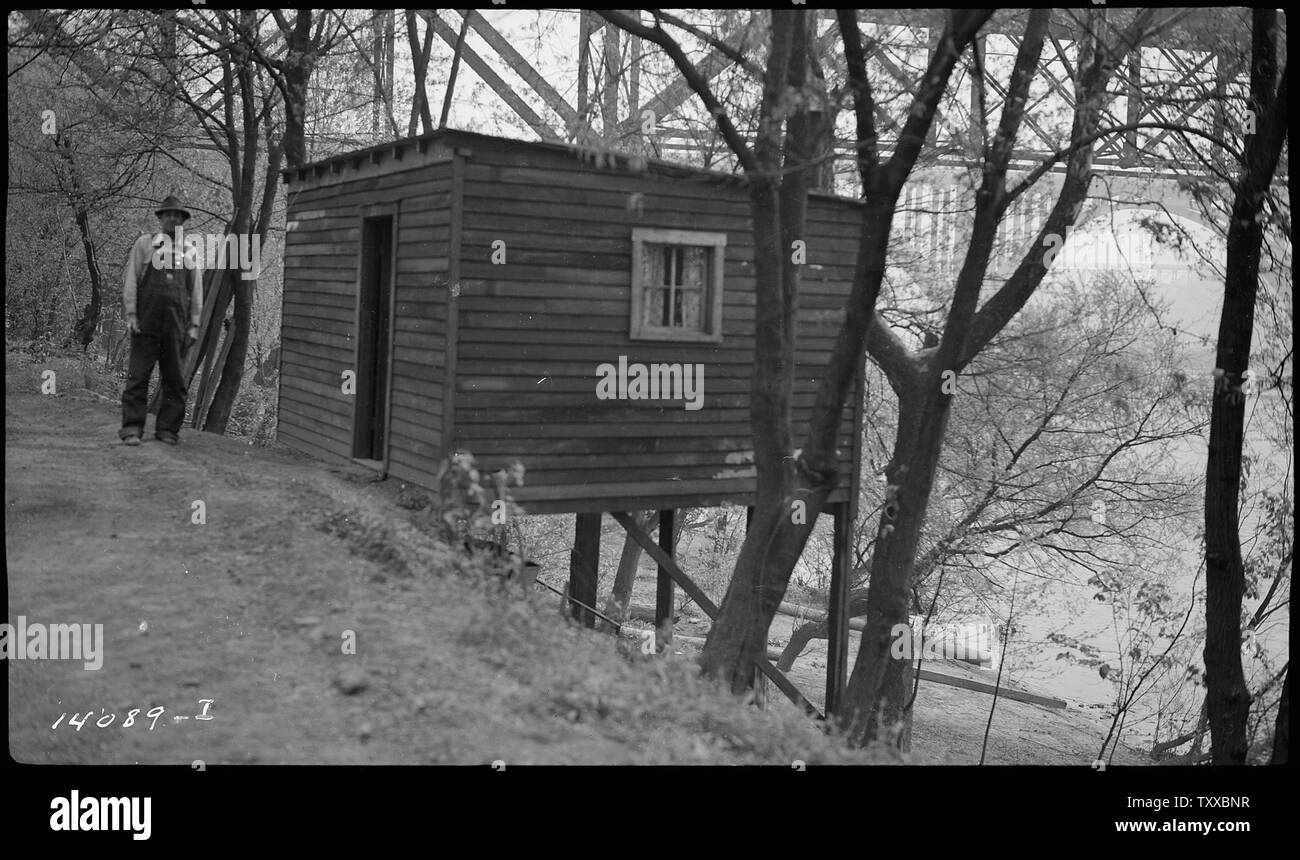 Berrier Black and White Stock Photos & Images - Alamy