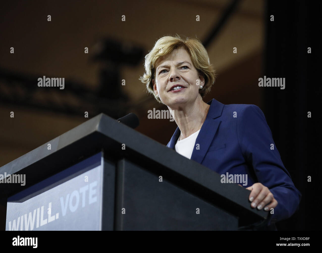 Senator tammy baldwin of wisconsin hi-res stock photography and images ...