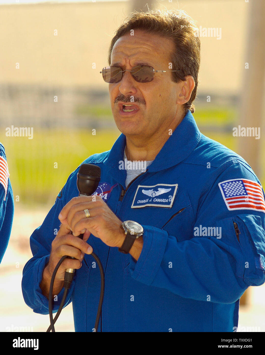 Astronaut charles camarda hi-res stock photography and images - Alamy