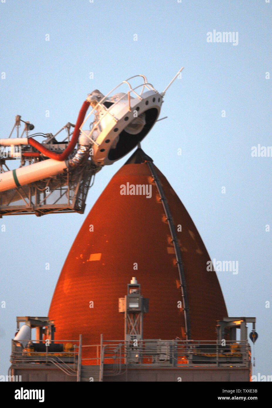 Shuttle nose cone hi-res stock photography and images - Alamy