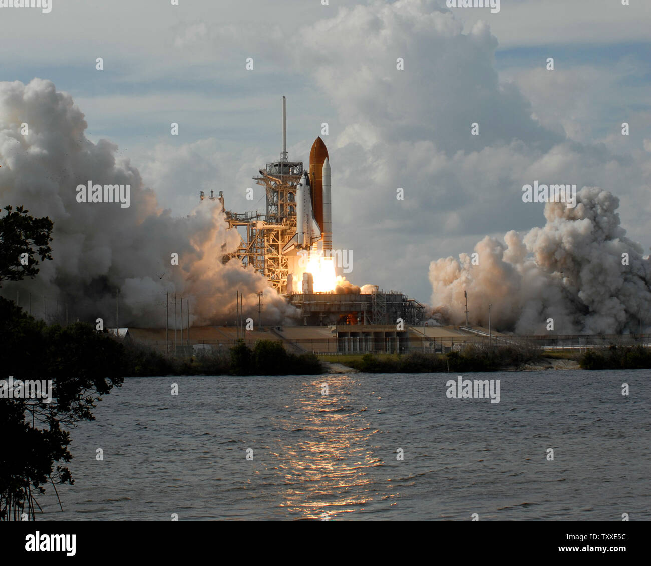 NASA's Space Shuttle Atlantis launches with a crew of seven at 2:45 PM ...