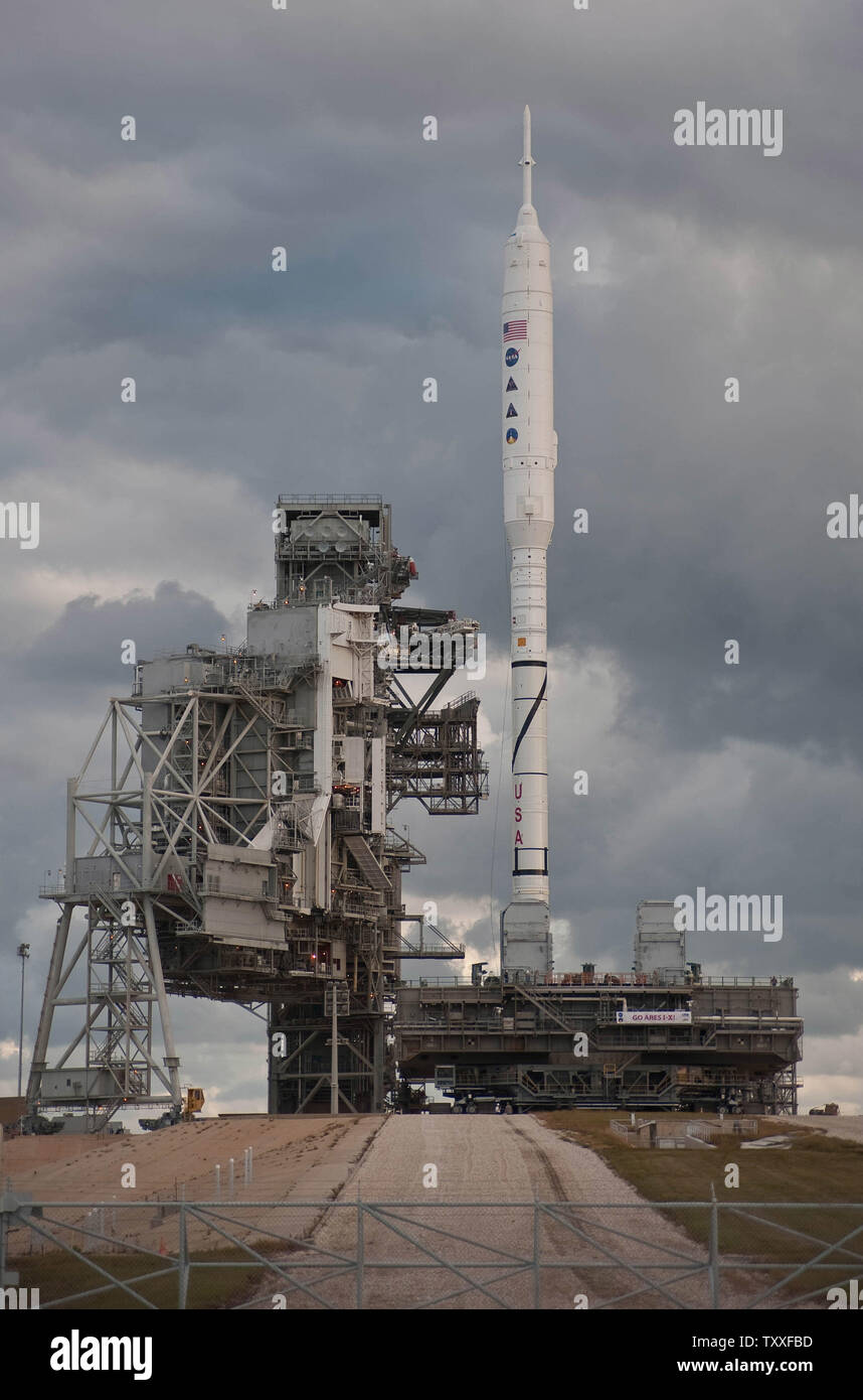 NASA's Ares 1-X Flight Test Vehicle rolls out to Complex 39B during ...