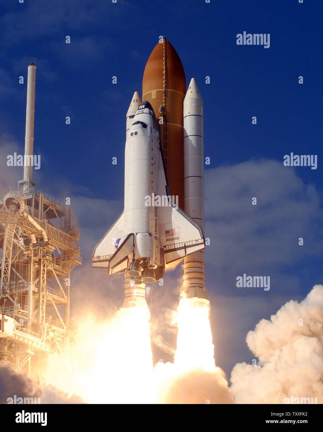 Space Shuttle Atlantis Sts 129 Launch