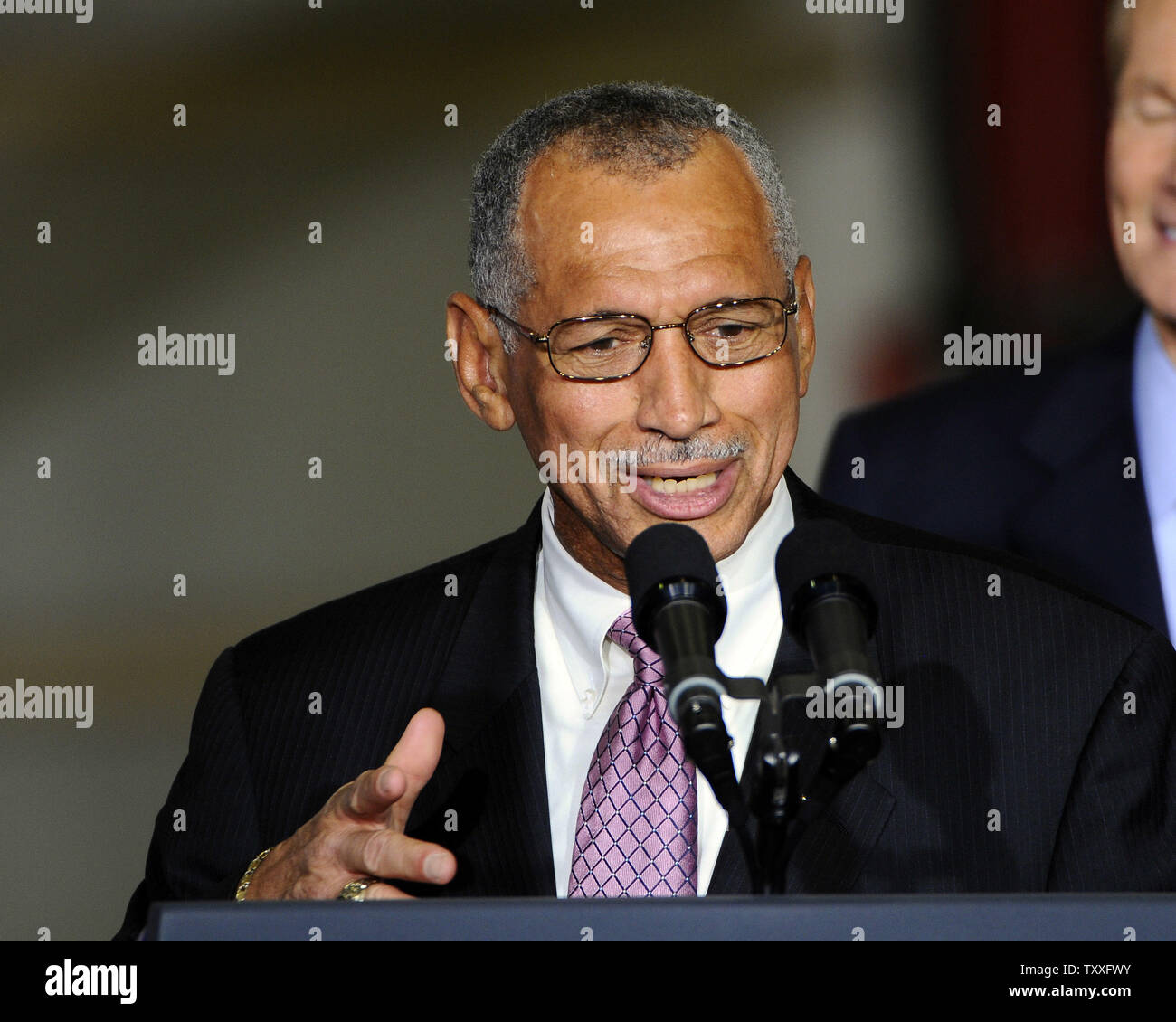 NASA Administrator, Charlie Bolden introduces President Obama at the ...