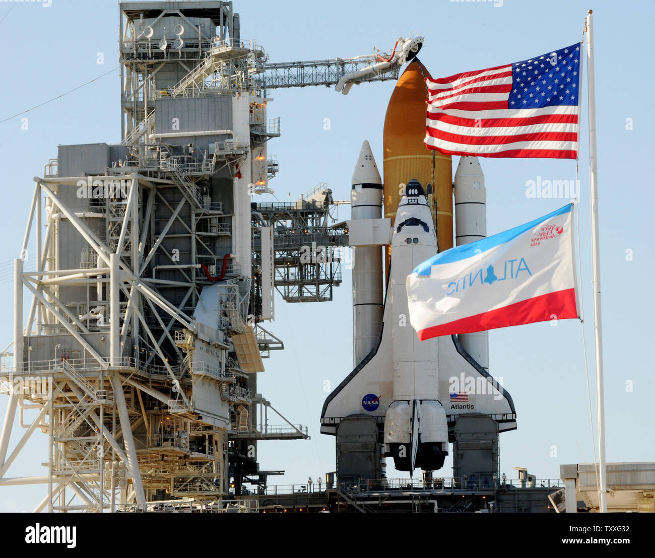 Rotating service structure hi-res stock photography and images - Alamy