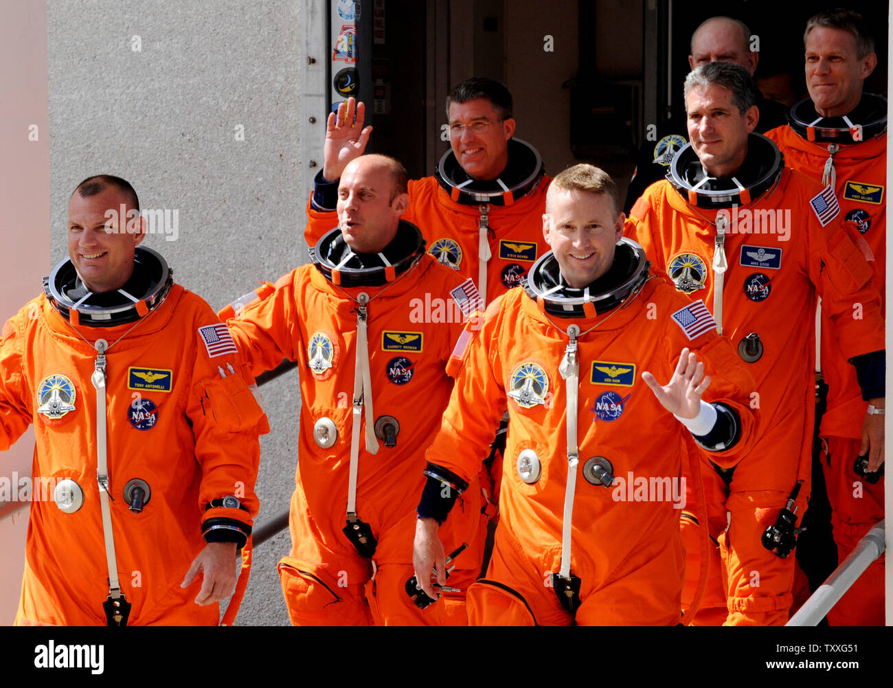 Garrett reisman hi-res stock photography and images - Alamy