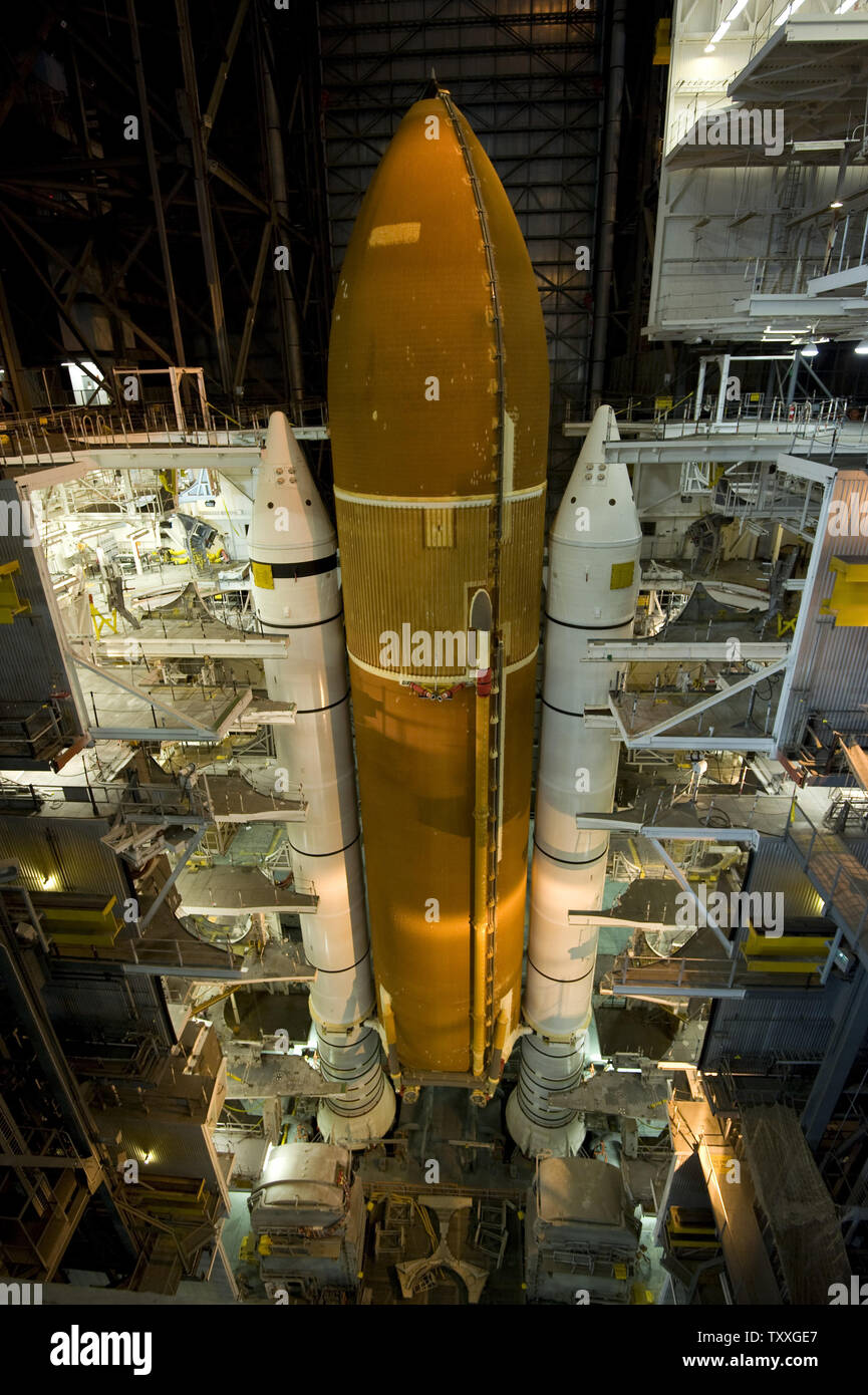 Sold rocket boosters hi-res stock photography and images - Alamy