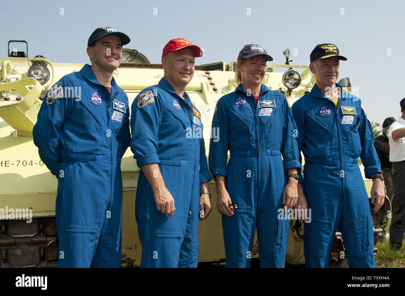 Sts 135 m hi-res stock photography and images - Alamy