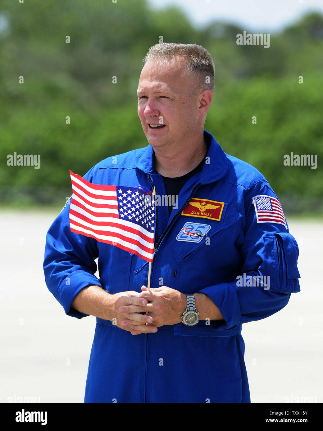 Sts 4 pilot hi-res stock photography and images - Alamy