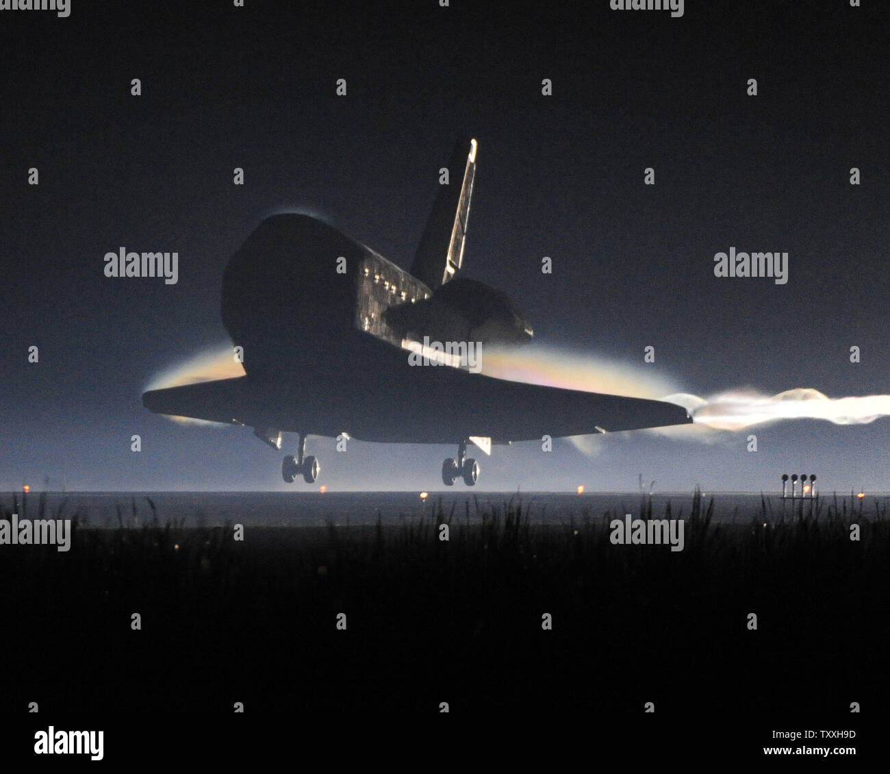 NASA's space shuttle "Atlantis" returns "home" to the Kennedy Space ...
