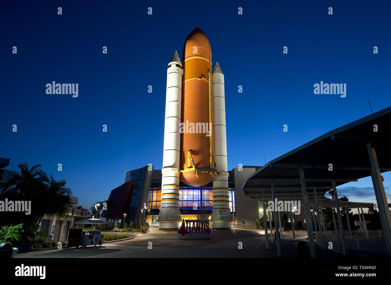 The Space Shuttle's Tank and booster "stack" stands at the entrance to ...