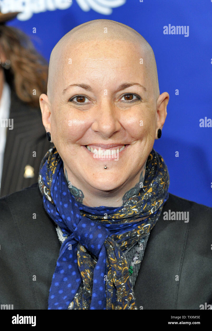 Beverly McClellan arrives at the GRAMMY Foundation's 14th Annual Music ...