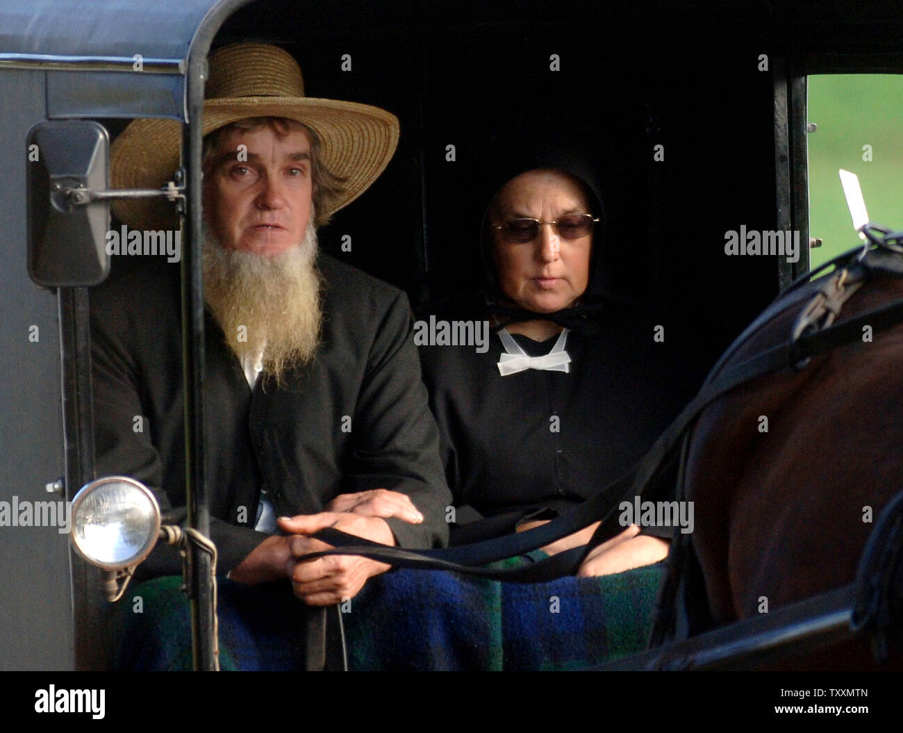 Amish funeral procession hi-res stock photography and images - Alamy