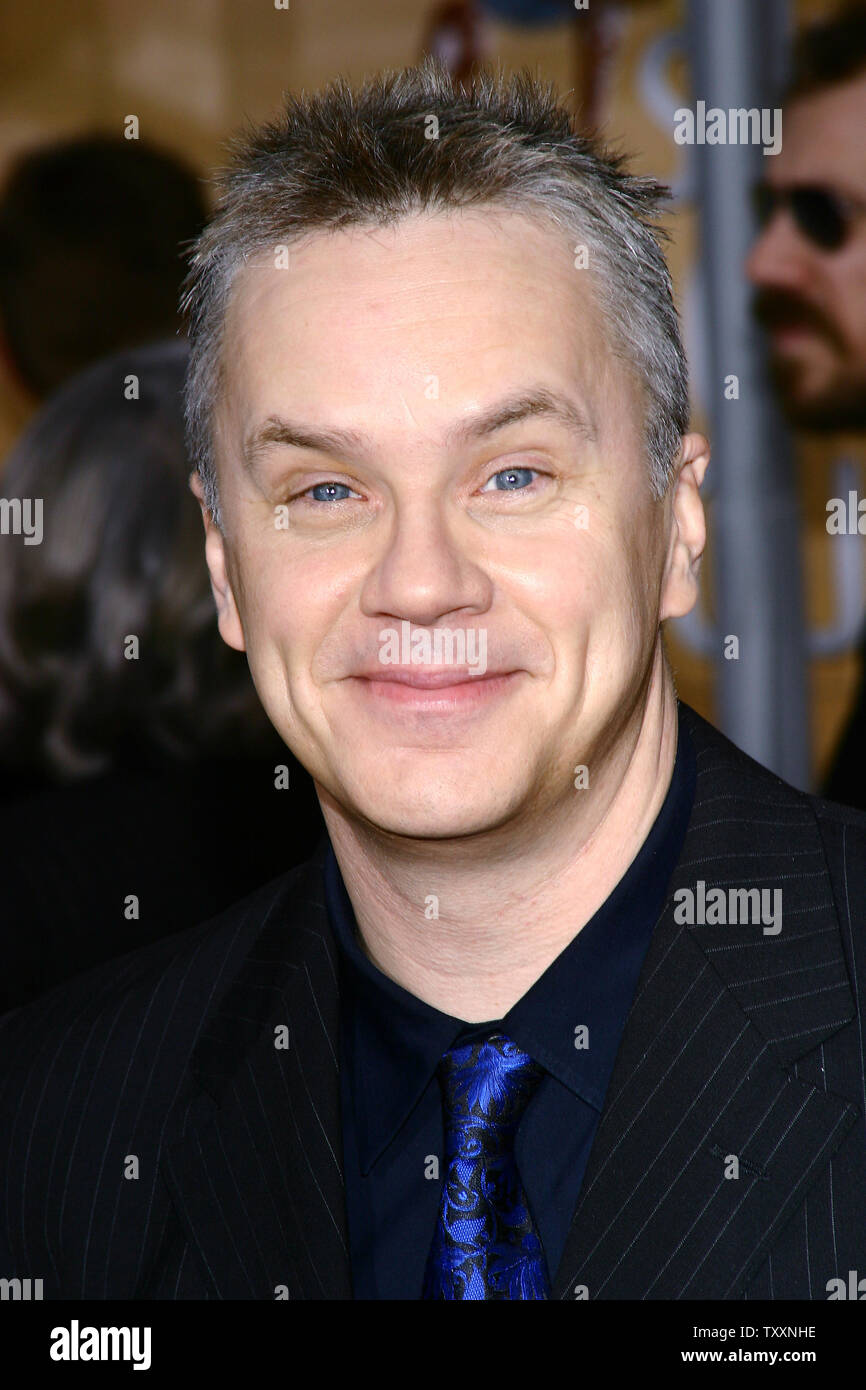 Actor Tim Robbins poses for photographers during the 10th Annual SAG ...