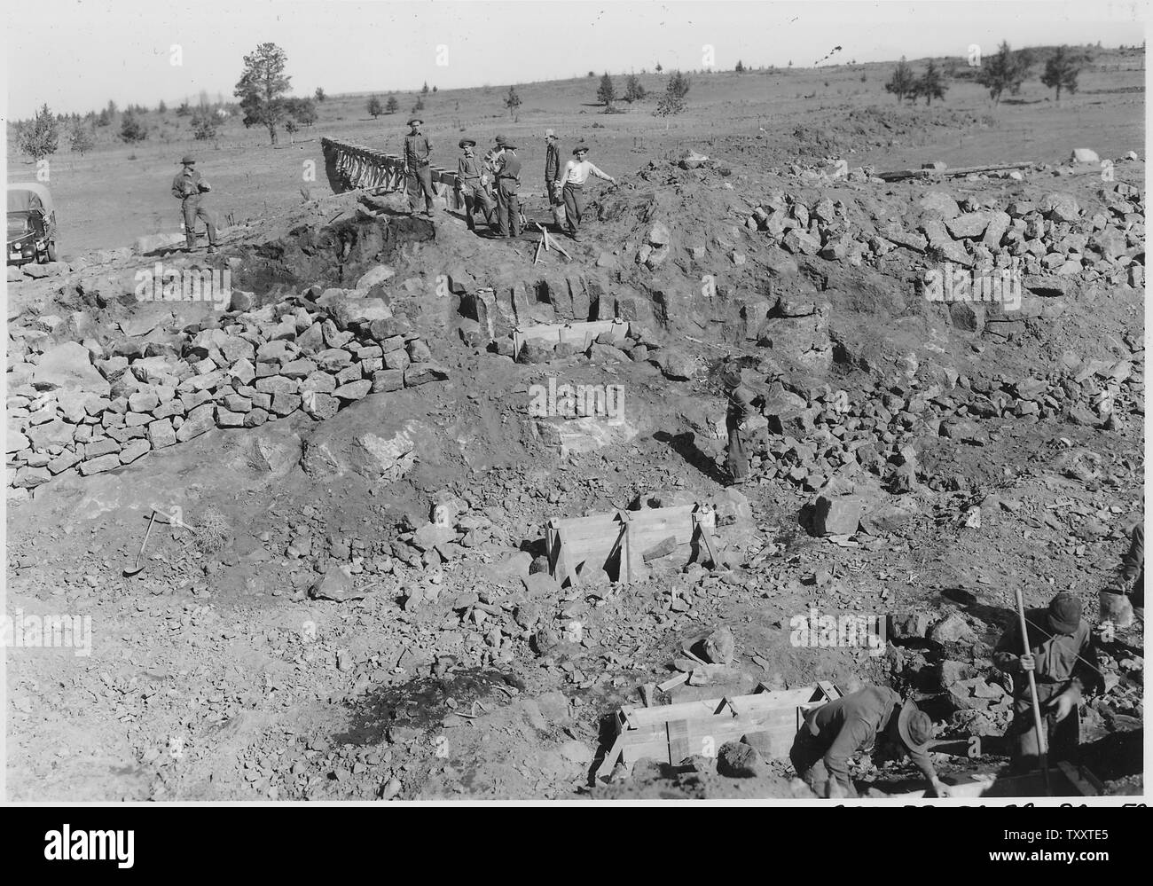 CCC Camps BR-88, 89 and 90, Deschutes Project, Oregon: CCC enrolleess ...