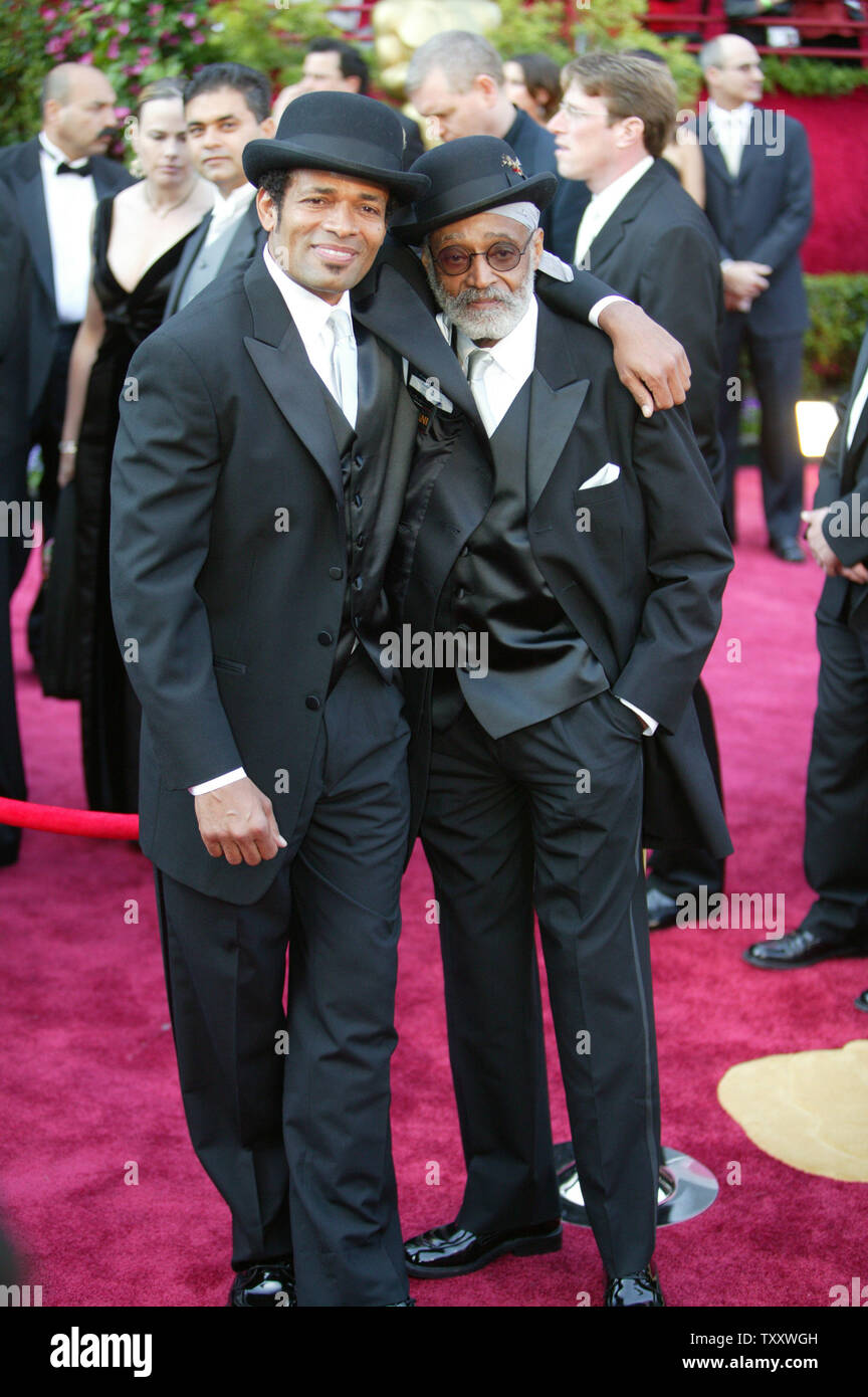 'Baadasssss!' producer Mario Van Peebles, left, arrives with his father ...