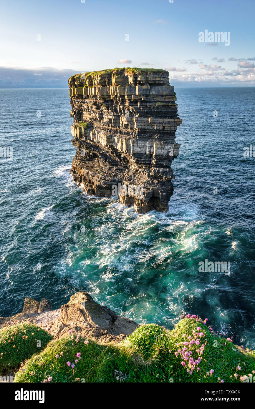 Dun briste sea stack hi-res stock photography and images - Alamy