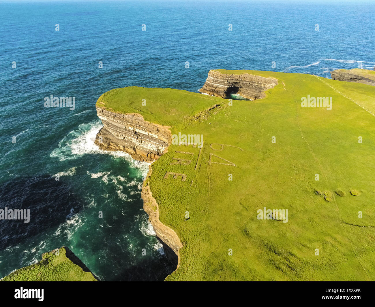 Dun briste sea stack hi-res stock photography and images - Alamy